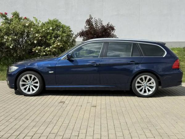 Zils BMW 318 2011 Rīga, ar dzinēja tilpumu 2.00 L un nobraukumu 247 tūkst. km par 4700 €, foto 10 vietnē AUTOMOTO.COM.LV