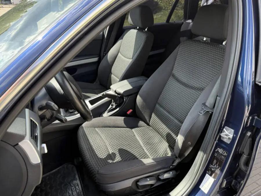 Blue BMW 318 2011 in Riga, with an engine capacity of 2.00 L and mileage of 247 thousand km for 4700 €, photo 15 on AUTOMOTO.COM.LV