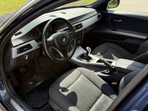 Blue BMW 318 2011 in Riga, with an engine capacity of 2.00 L and mileage of 247 thousand km for 4700 €, photo 17 on AUTOMOTO.COM.LV