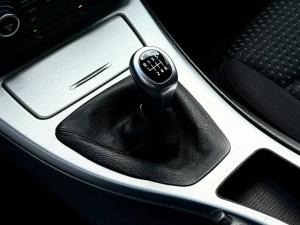 Blue BMW 318 2011 in Riga, with an engine capacity of 2.00 L and mileage of 247 thousand km for 4700 €, photo 30 on AUTOMOTO.COM.LV