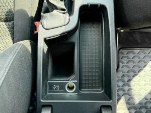 Blue BMW 318 2011 in Riga, with an engine capacity of 2.00 L and mileage of 247 thousand km for 4700 €, photo 31 on AUTOMOTO.COM.LV