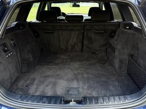 Blue BMW 318 2011 in Riga, with an engine capacity of 2.00 L and mileage of 247 thousand km for 4700 €, photo 35 on AUTOMOTO.COM.LV