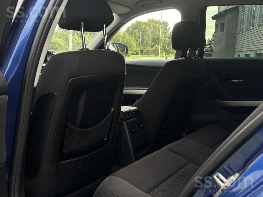 Blue BMW 318 2011 in Tukums, with an engine capacity of 2.00 L and mileage of 344 thousand km for 5950 €, photo 11 on AUTOMOTO.COM.LV