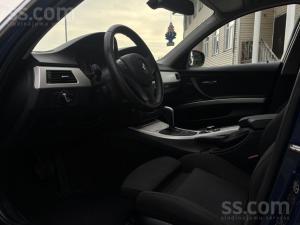 Blue BMW 318 2011 in Tukums, with an engine capacity of 2.00 L and mileage of 344 thousand km for 5950 €, photo 14 on AUTOMOTO.COM.LV