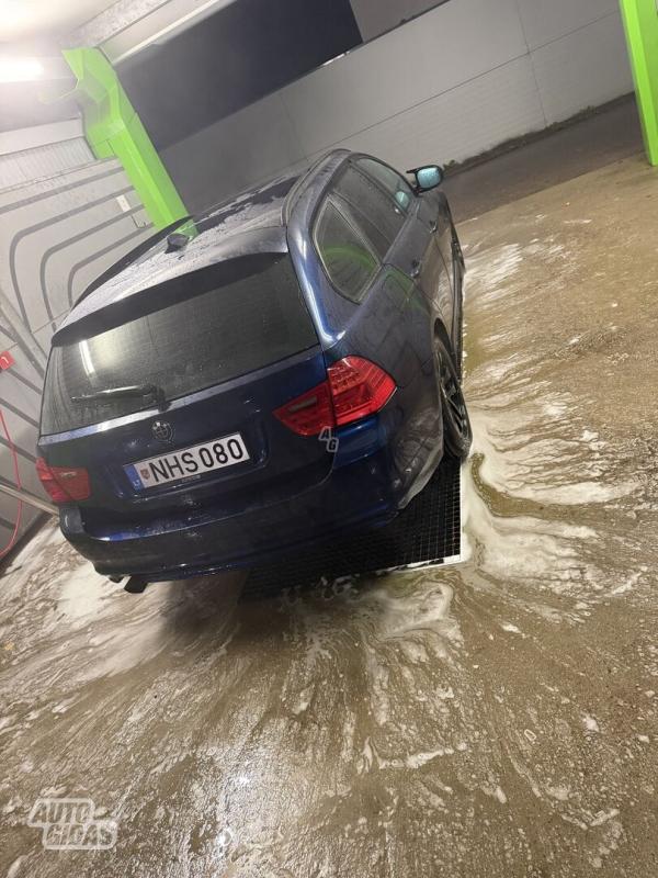 Zils BMW 318 2011 Ukmergė, ar dzinēja tilpumu 2.00 L un nobraukumu 289 tūkst. km par 3200 €, foto 7 vietnē AUTOMOTO.COM.LV