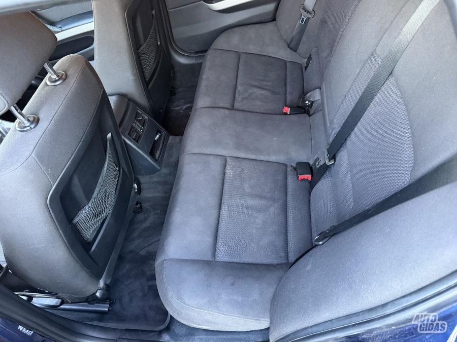 Blue BMW 318 2011 in Ukmerge, with an engine capacity of 2.00 L and mileage of 289 thousand km for 3200 €, photo 12 on AUTOMOTO.COM.LV