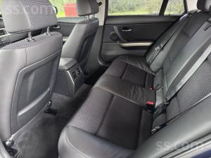Blue BMW 318 2012 in Ventspils, with an engine capacity of 2.00 L and mileage of 303 thousand km for 5600 €, photo 8 on AUTOMOTO.COM.LV