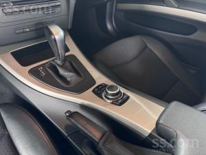 Blue BMW 318 2012 in Ventspils, with an engine capacity of 2.00 L and mileage of 303 thousand km for 5600 €, photo 10 on AUTOMOTO.COM.LV
