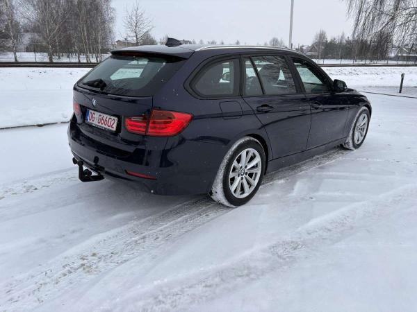 Zils BMW 318 2013 Marijampole, ar dzinēja tilpumu 2.00 L un nobraukumu 211 tūkst. km par 4999 €, foto 3 vietnē AUTOMOTO.COM.LV