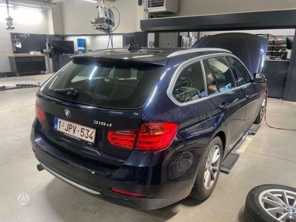 Blue BMW 318 2013 in Siauliai, with an engine capacity of 2.00 L and mileage of 233 thousand km for 6250 €, photo 4 on AUTOMOTO.COM.LV