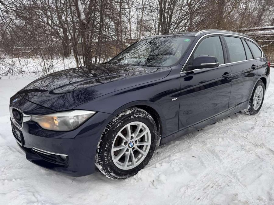 Blue BMW 318 2013 in Siauliai, with an engine capacity of 2.00 L and mileage of 233 thousand km for 6650 €, photo 2 on AUTOMOTO.COM.LV