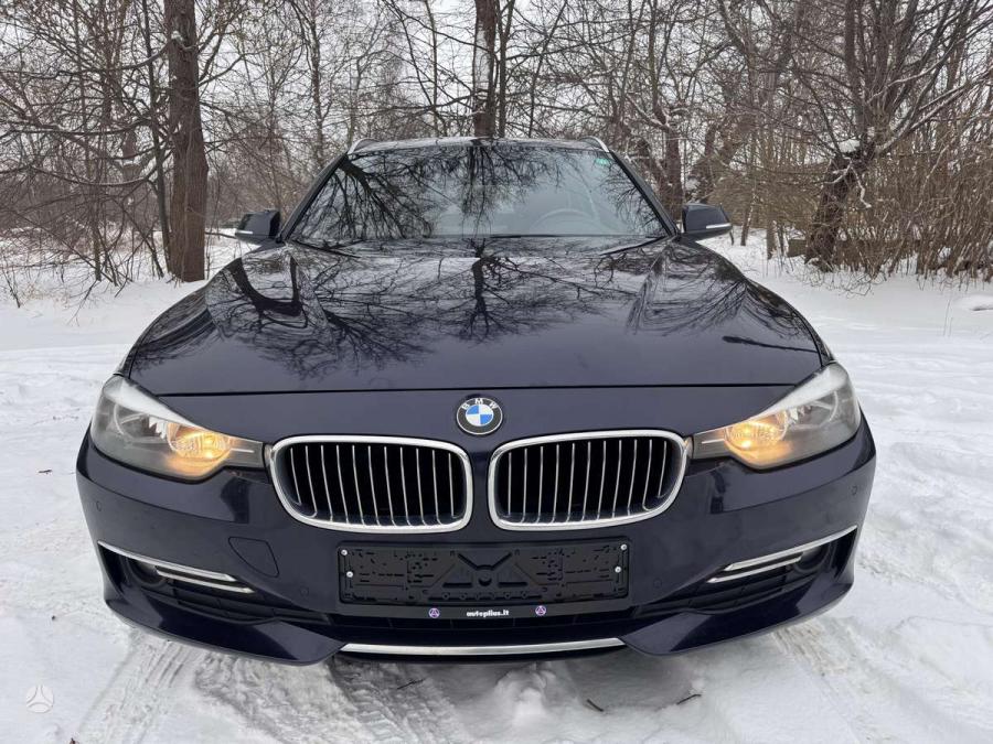 Blue BMW 318 2013 in Siauliai, with an engine capacity of 2.00 L and mileage of 233 thousand km for 6650 €, photo 3 on AUTOMOTO.COM.LV