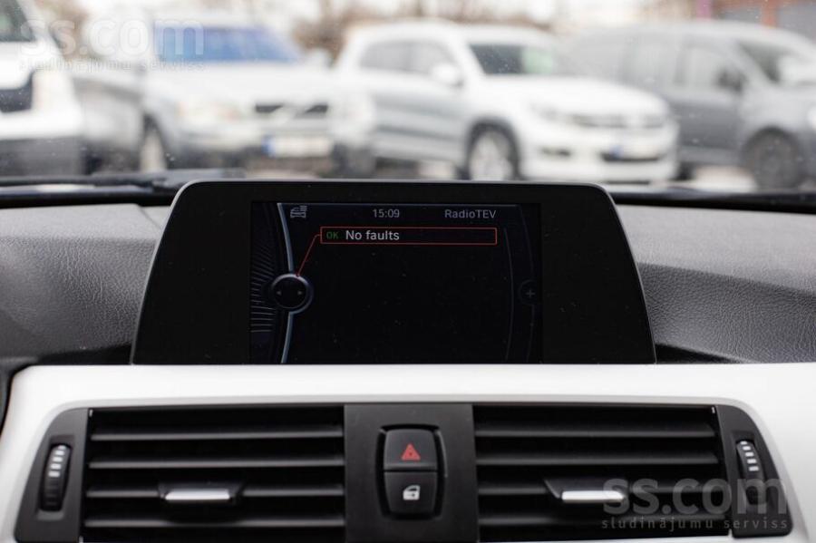 Zils BMW 318 2013 Rīga, ar dzinēja tilpumu 2.00 L un nobraukumu 207 tūkst. km par 8590 €, foto 27 vietnē AUTOMOTO.COM.LV