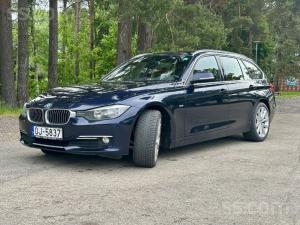 Zils BMW 318 2013 Aizkraukle, ar dzinēja tilpumu 2.00 L un nobraukumu 234 tūkst. km par 8499 €, foto  vietnē AUTOMOTO.COM.LV