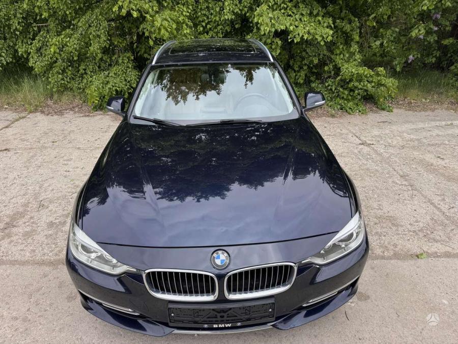 Blue BMW 318 2013 in Siauliai, with an engine capacity of 2.00 L and mileage of 290 thousand km for 5750 €, photo 5 on AUTOMOTO.COM.LV