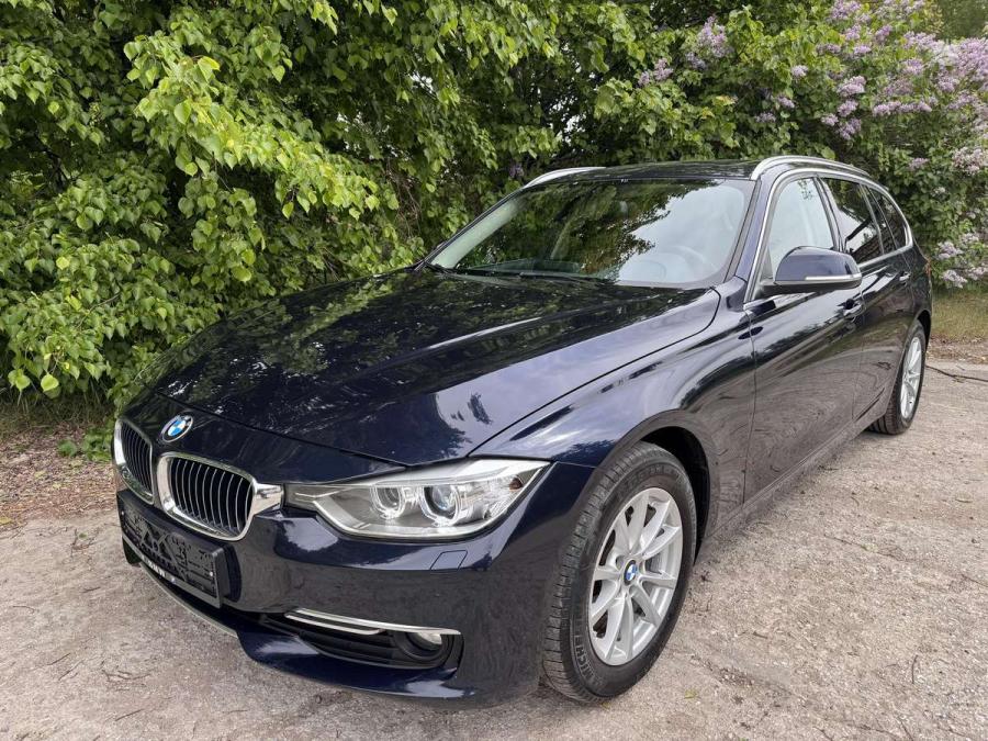 Blue BMW 318 2013 in Siauliai, with an engine capacity of 2.00 L and mileage of 290 thousand km for 5650 €, photo 1 on AUTOMOTO.COM.LV