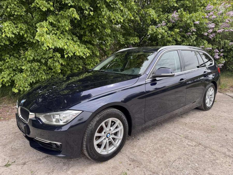 Blue BMW 318 2013 in Siauliai, with an engine capacity of 2.00 L and mileage of 290 thousand km for 5650 €, photo 3 on AUTOMOTO.COM.LV