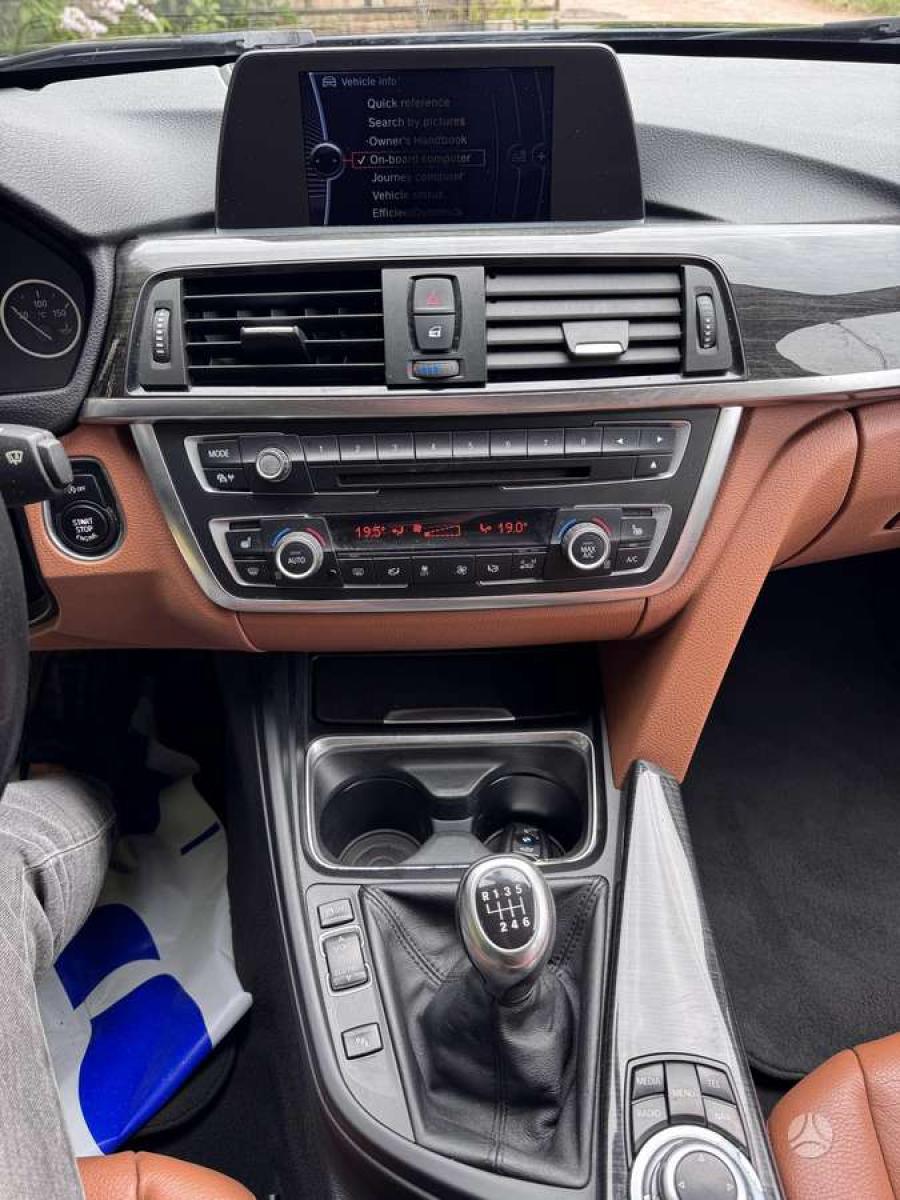 Blue BMW 318 2013 in Siauliai, with an engine capacity of 2.00 L and mileage of 290 thousand km for 5650 €, photo 23 on AUTOMOTO.COM.LV