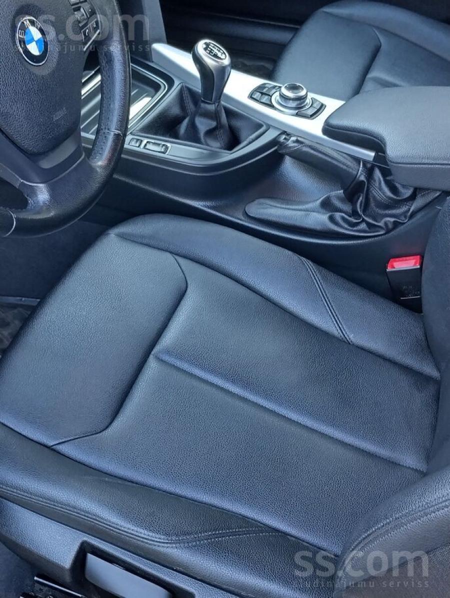 Zils BMW 318 2013 Rīga, ar dzinēja tilpumu 2.00 L un nobraukumu 242 tūkst. km par 5099 €, foto 4 vietnē AUTOMOTO.COM.LV
