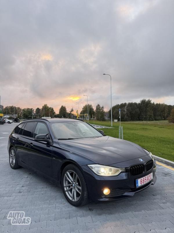 Blue BMW 318 2013 in Klaipeda, with an engine capacity of 2.00 L and mileage of 420 thousand km for 5299 €, photo 3 on AUTOMOTO.COM.LV