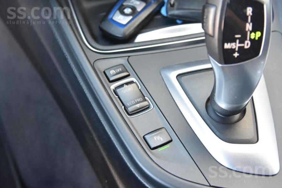 Zils BMW 318 2014 Rīga, ar dzinēja tilpumu 2.00 L un nobraukumu 314 tūkst. km par 9990 €, foto 20 vietnē AUTOMOTO.COM.LV
