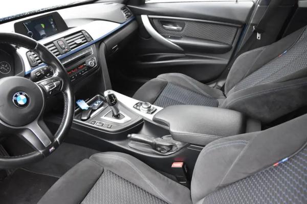 Blue BMW 318 2014 in Marupe, with an engine capacity of 2.00 L and mileage of 314 thousand km for 9900 €, photo 8 on AUTOMOTO.COM.LV