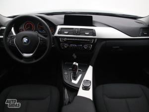 Blue BMW 318 2016 in Vilnius, with an engine capacity of 2.00 L and mileage of 149 thousand km for 11999 €, photo 2 on AUTOMOTO.COM.LV