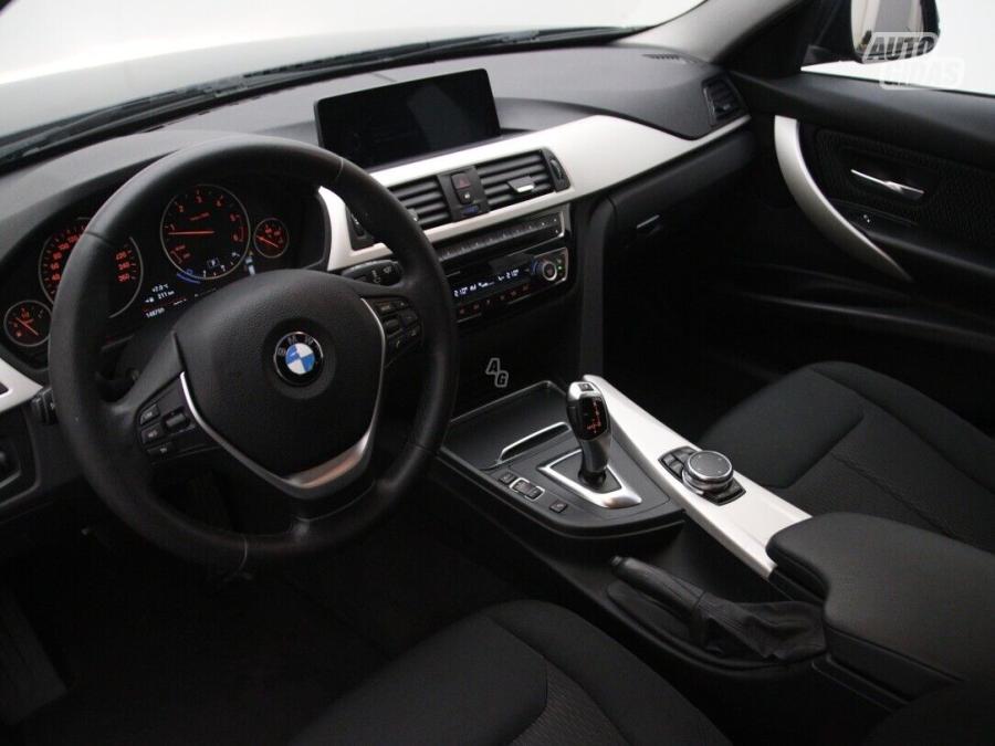Blue BMW 318 2016 in Vilnius, with an engine capacity of 2.00 L and mileage of 149 thousand km for 11999 €, photo 16 on AUTOMOTO.COM.LV