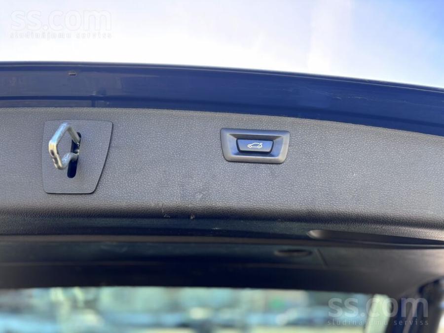 Zils BMW 318 2016 Rīga, ar dzinēja tilpumu 2.00 L un nobraukumu 280 tūkst. km par 10900 €, foto 12 vietnē AUTOMOTO.COM.LV