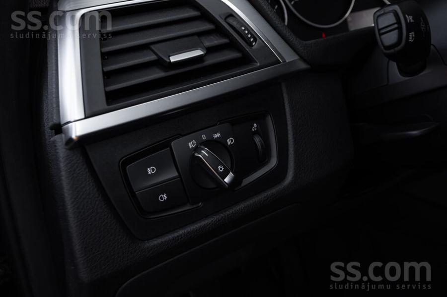 Zils BMW 318 2016 Jelgava, ar dzinēja tilpumu 2.00 L un nobraukumu 0 tūkst. km par 8950 €, foto 9 vietnē AUTOMOTO.COM.LV