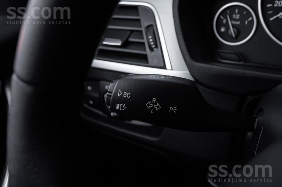 Zils BMW 318 2016 Jelgava, ar dzinēja tilpumu 2.00 L un nobraukumu 0 tūkst. km par 8950 €, foto 15 vietnē AUTOMOTO.COM.LV