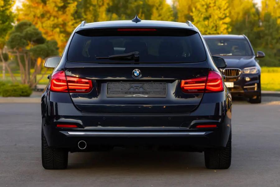 Zils BMW 318 2016 Jelgava, ar dzinēja tilpumu 2.00 L un nobraukumu 236 tūkst. km par 8950 €, foto 6 vietnē AUTOMOTO.COM.LV