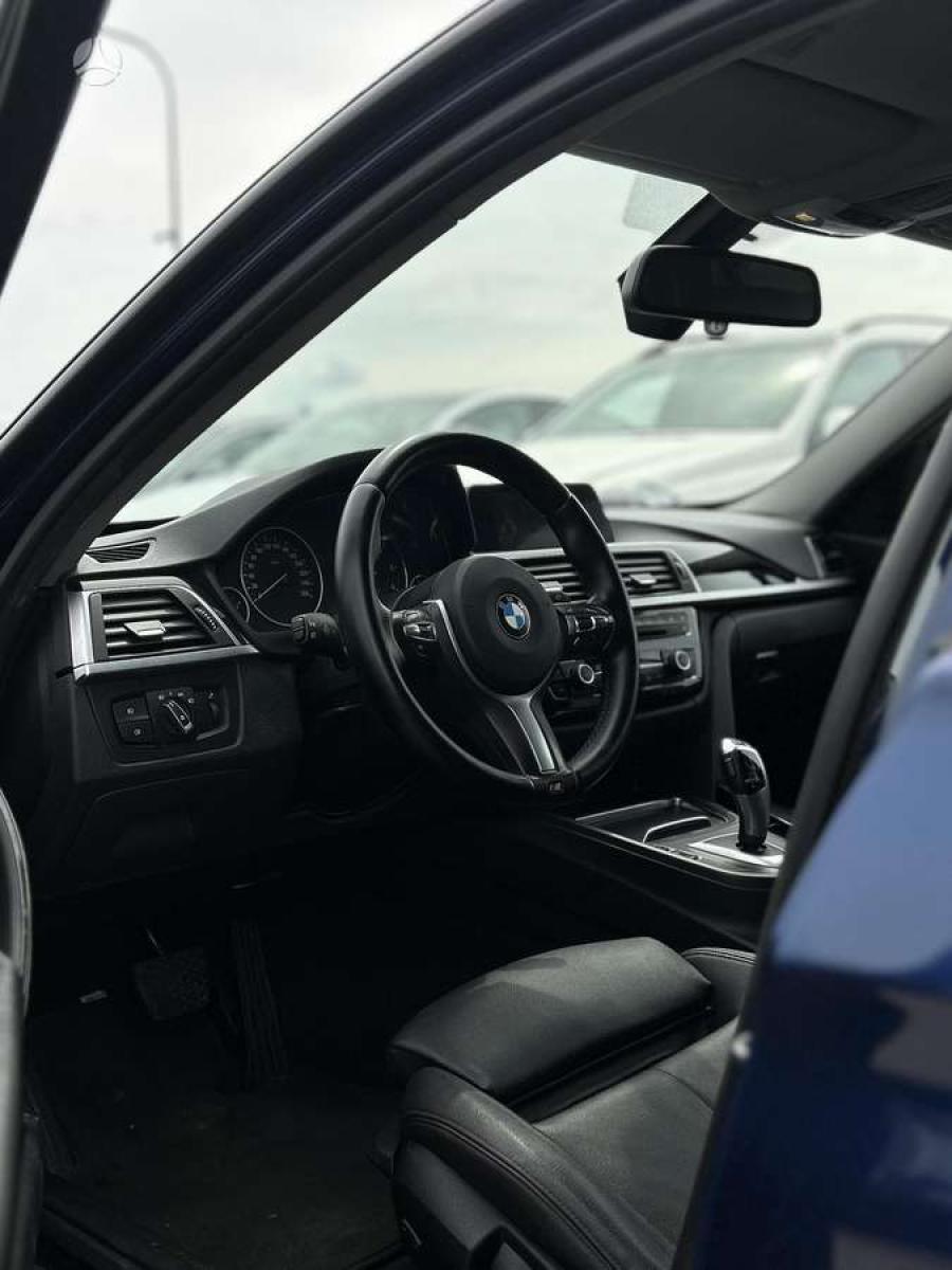 Blue BMW 318 2016 in Kaunas, with an engine capacity of 2.00 L and mileage of 299 thousand km for 9500 €, photo 18 on AUTOMOTO.COM.LV