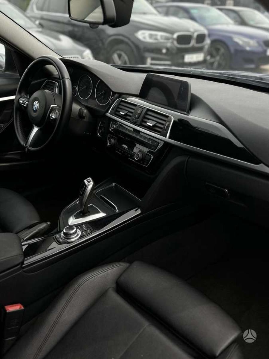 Blue BMW 318 2016 in Kaunas, with an engine capacity of 2.00 L and mileage of 299 thousand km for 9500 €, photo 29 on AUTOMOTO.COM.LV