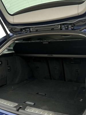 Blue BMW 318 2016 in Kaunas, with an engine capacity of 2.00 L and mileage of 299 thousand km for 9500 €, photo 36 on AUTOMOTO.COM.LV