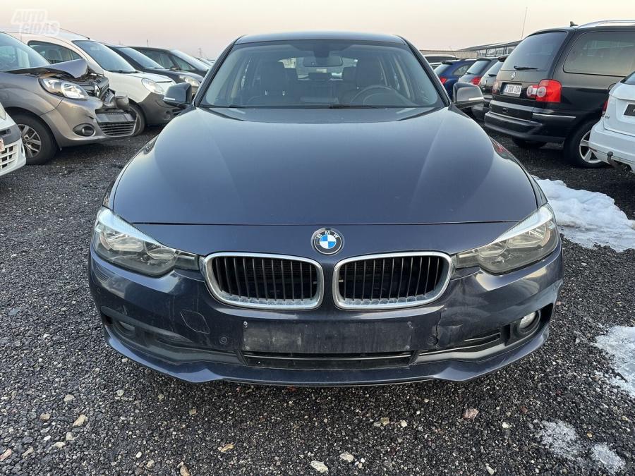 Blue BMW 318 2017 in Giraite, with an engine capacity of 2.00 L and mileage of 300 thousand km for 6650 €, photo 2 on AUTOMOTO.COM.LV