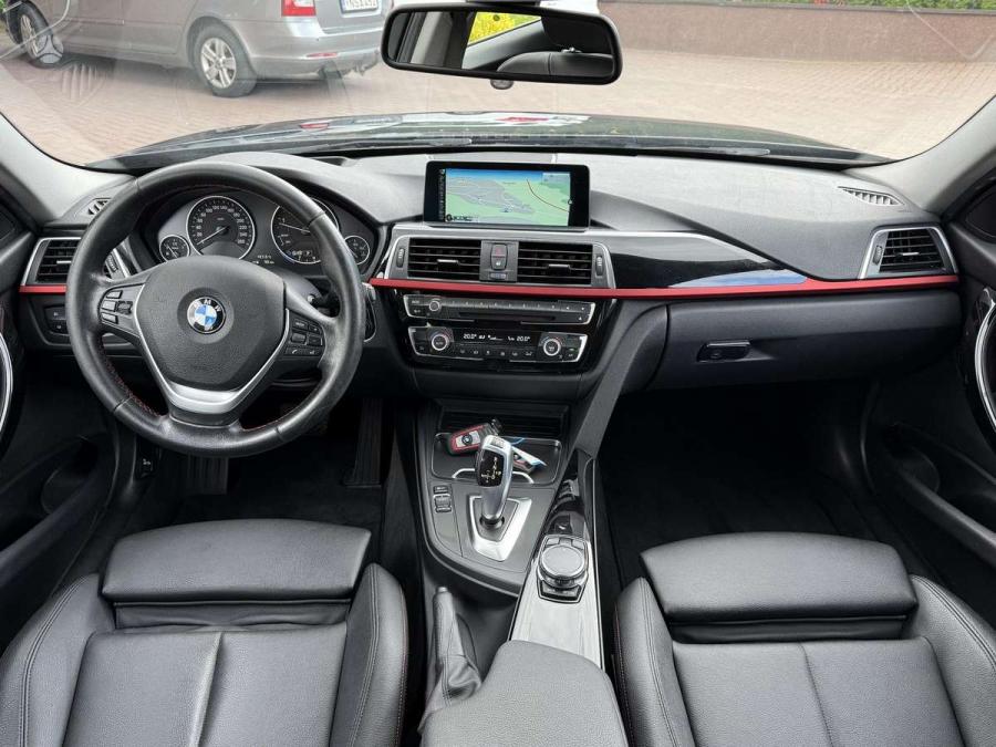 Blue BMW 318 2017 in Utena, with an engine capacity of 2.00 L and mileage of 283 thousand km for 8950 €, photo 12 on AUTOMOTO.COM.LV