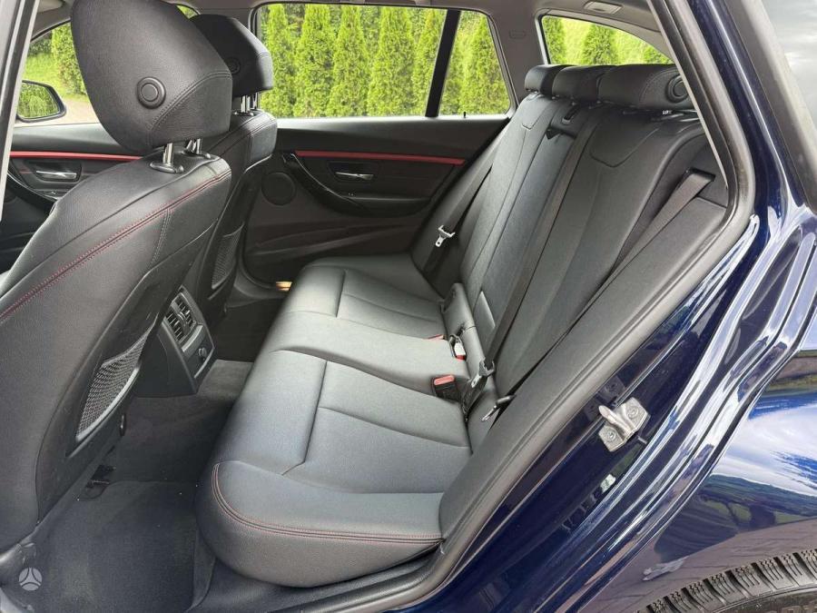 Blue BMW 318 2017 in Utena, with an engine capacity of 2.00 L and mileage of 283 thousand km for 8950 €, photo 22 on AUTOMOTO.COM.LV