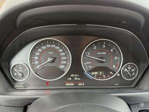 Blue BMW 318 2017 in Utena, with an engine capacity of 2.00 L and mileage of 283 thousand km for 8950 €, photo 26 on AUTOMOTO.COM.LV