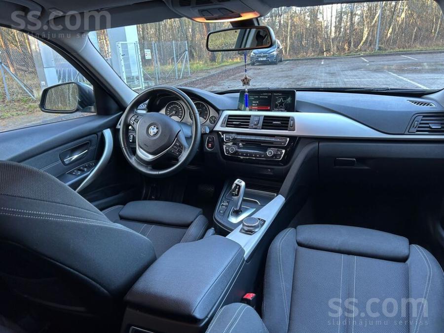 Blue BMW 318 2019 in Riga, with an engine capacity of 2.00 L and mileage of 267 thousand km for 14500 €, photo 5 on AUTOMOTO.COM.LV