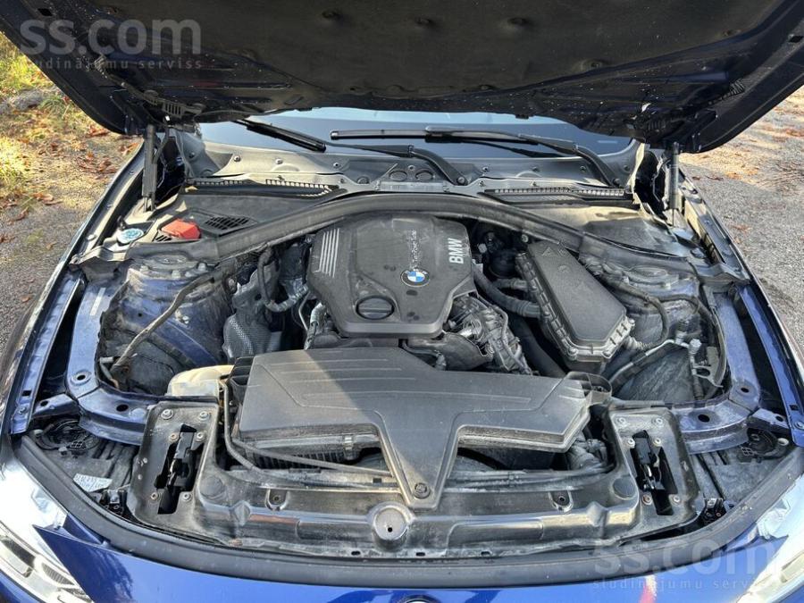 Blue BMW 318 2019 in Riga, with an engine capacity of 2.00 L and mileage of 300 thousand km for 10000 €, photo 7 on AUTOMOTO.COM.LV