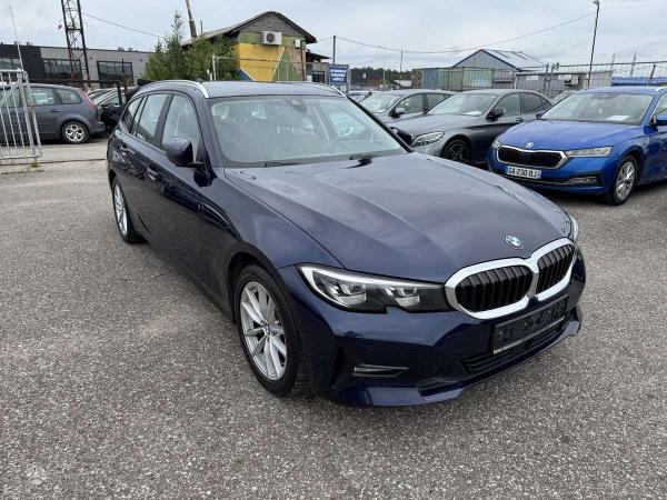 Zils BMW 318 2020 Kauņa, ar dzinēja tilpumu 2.00 L un nobraukumu 192 tūkst. km par 15900 €, foto 2 vietnē AUTOMOTO.COM.LV