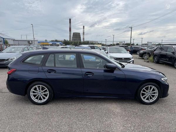 Zils BMW 318 2020 Kauņa, ar dzinēja tilpumu 2.00 L un nobraukumu 192 tūkst. km par 15900 €, foto 4 vietnē AUTOMOTO.COM.LV