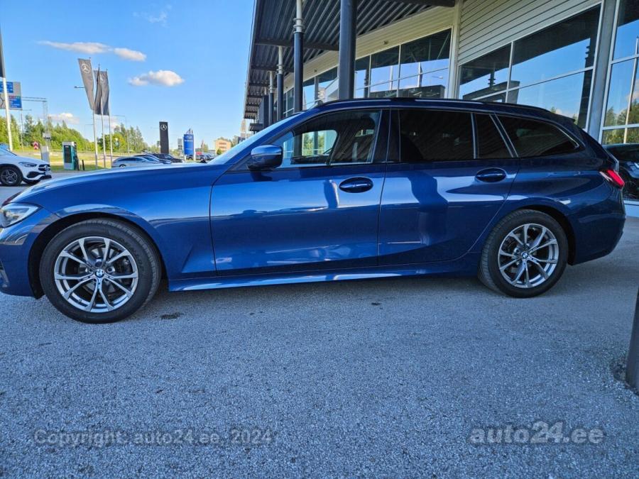 Zils BMW 318 2022 Tallina, ar dzinēja tilpumu 2.00 L un nobraukumu 159 tūkst. km par 26000 €, foto 2 vietnē AUTOMOTO.COM.LV