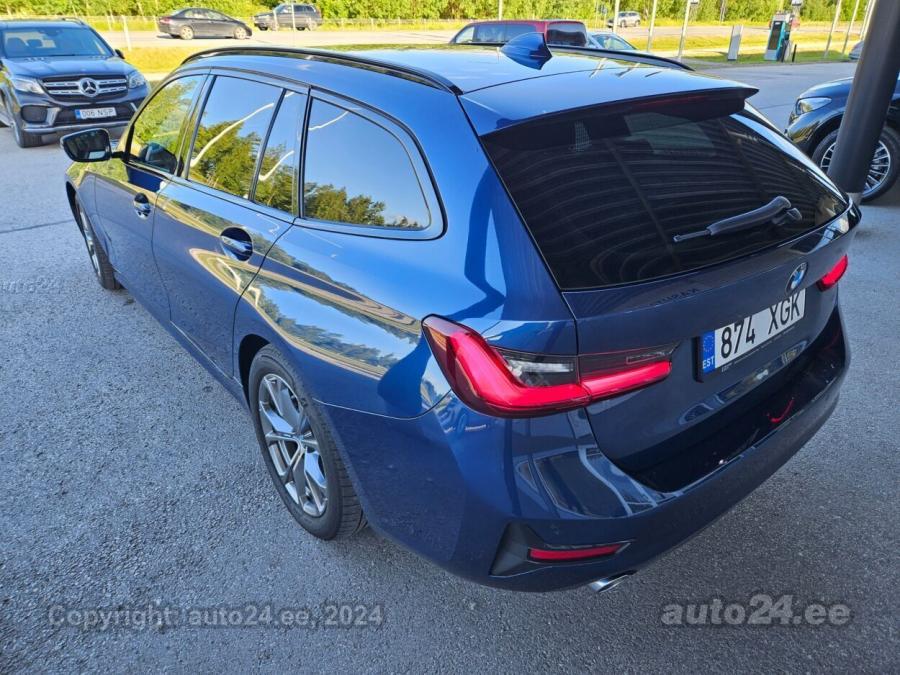 Zils BMW 318 2022 Tallina, ar dzinēja tilpumu 2.00 L un nobraukumu 159 tūkst. km par 26000 €, foto 5 vietnē AUTOMOTO.COM.LV