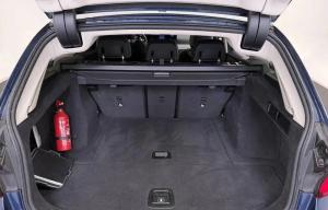 Zils BMW 318 2023 Jelgava, ar dzinēja tilpumu 2.00 L un nobraukumu 187 tūkst. km par 21900 €, foto 9 vietnē AUTOMOTO.COM.LV