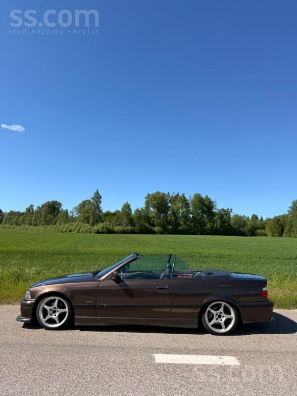 Brown BMW 318 2000 in Riga, with an engine capacity of 1.80 L and mileage of 214 thousand km for 6000 €, photo 1 on AUTOMOTO.COM.LV