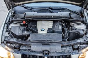 Brown BMW 318 2007 in Riga, with an engine capacity of 2.00 L and mileage of 525 thousand km for 3750 €, photo 9 on AUTOMOTO.COM.LV