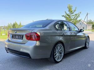 Brown BMW 318 2008 in Utena, with an engine capacity of 2.00 L and mileage of 292 thousand km for 3990 €, photo 8 on AUTOMOTO.COM.LV