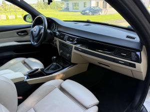 Brown BMW 318 2008 in Utena, with an engine capacity of 2.00 L and mileage of 292 thousand km for 3990 €, photo 22 on AUTOMOTO.COM.LV